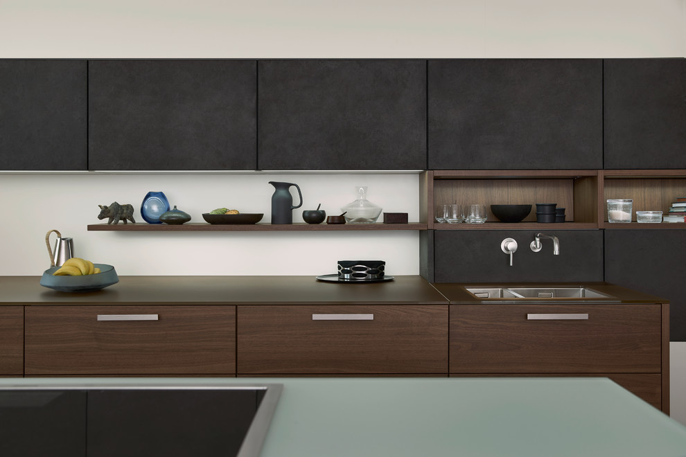 Get Ready for Style: Choosing Contemporary Flat Panel Kitchen Cabinets