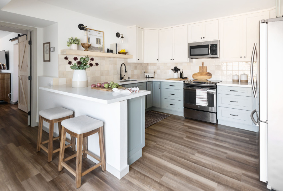 Life is Great with a G shaped Kitchen Layout