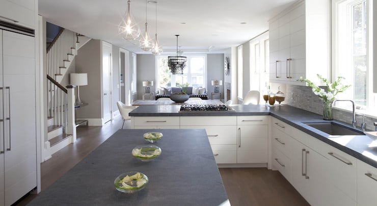 Life is Great with a G shaped Kitchen Layout