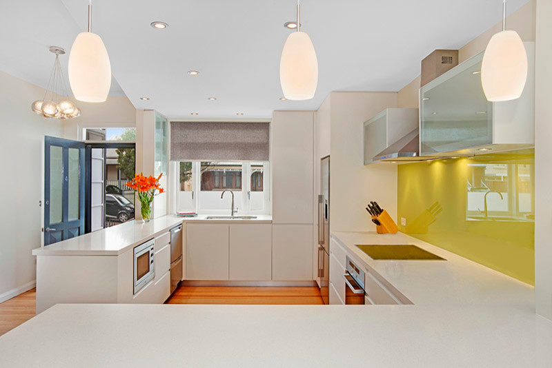 Life is Great with a G shaped Kitchen Layout