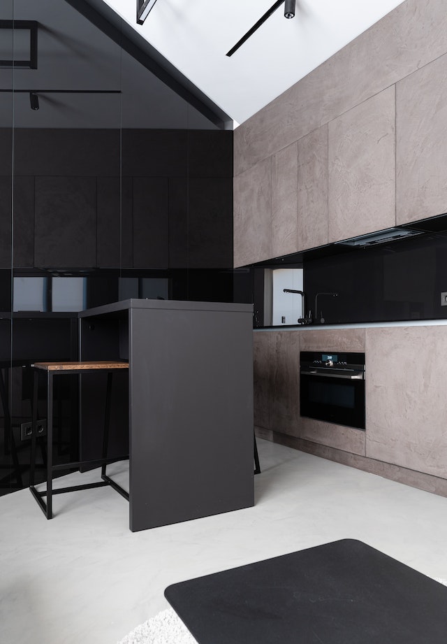 Unframed Goodness: The Beauty of Frameless Kitchen Cabinets